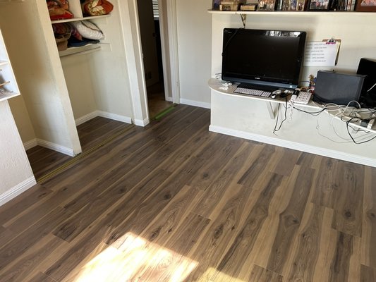 FF FLOORING - Updated December 2025 - 94 Photos - 14202 N 40th Pl, Phoenix, Arizona - Flooring ...