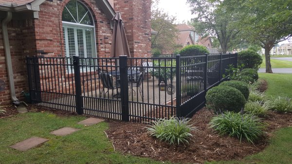 TITAN ORNAMENTAL ALUMINUM FENCES - Updated May 2025 - 15 Photos - 725 ...