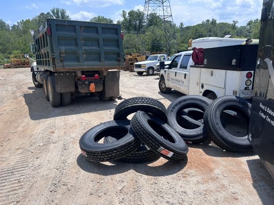 DAVE’S MOBILE TIRE SERVICE - Updated July 2025 - 15 Photos - 129 Acker ...