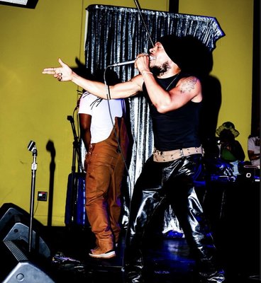 KINGS - Updated September 2024 - 21 Photos & 40 Reviews - 14 W Martin ...