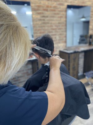 MIAMI CUT & STYLE SALON & BARBERSHOP - Updated December 2025 - 93 ...