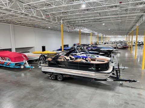 APPLE RV & BOAT STORAGE - Updated April 2024 - 22 Photos - 15000 Dale ...