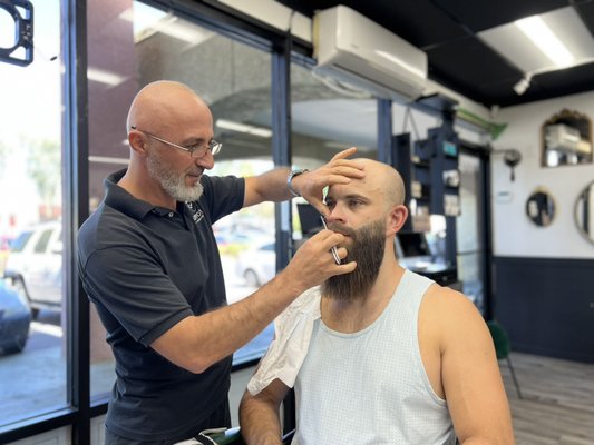 HAIRCUTS AND CHILL - Updated August 2025 - 10 Photos - 1515 East ...