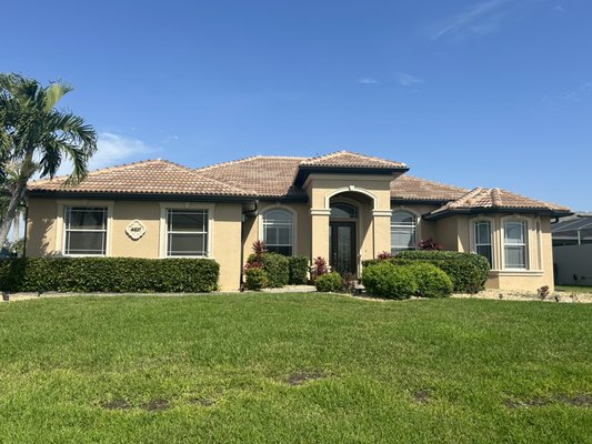 UPMANN GUTTERS - Updated December 2025 - 35 Photos - Cape Coral ...