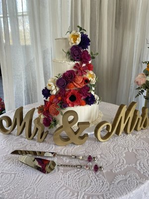 TWISTED SUGAR CAKE DESIGN - Updated June 2024 - 28 Photos - 14 Anderson ...