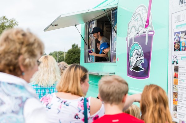 MELT BOX ICE CREAM - 26 Photos & 12 Reviews - 1599 Iron St, North ...