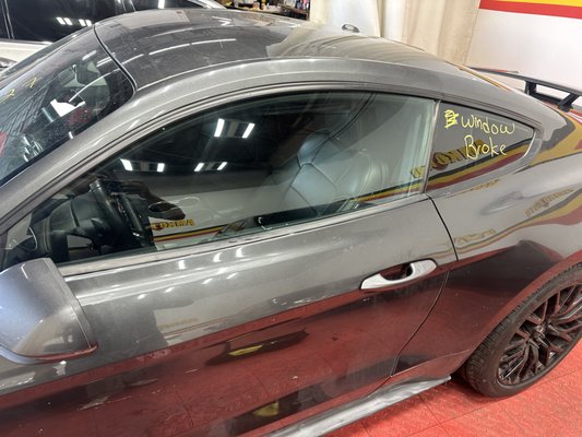 ADVANCE AUTO GLASS - Updated September 2025 - 42 Photos & 14 Reviews ...