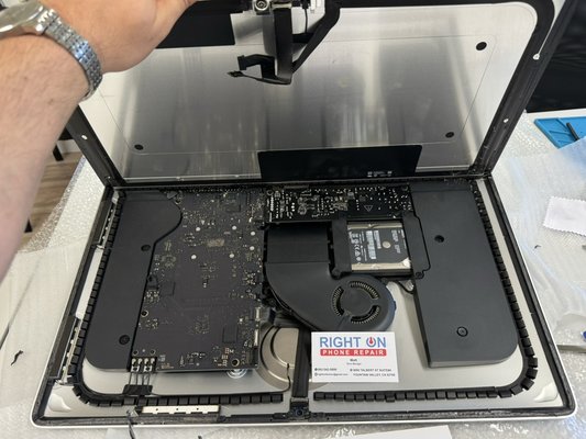 RIGHT ON REPAIR - Updated January 2026 - 227 Photos & 70 Reviews - 9092 Talbert Ave, Fountain ...