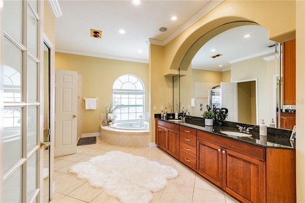 NIKKI MUSGRAVE - ENGEL & VOLKERS - 100 Photos - 501 E Kennedy Blvd ...