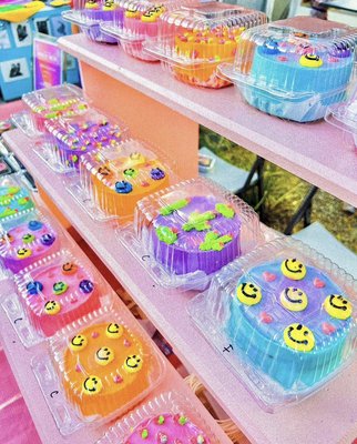 CHEZ PEACHY - Updated October 2025 - 466 Photos & 140 Reviews - 501 N ...