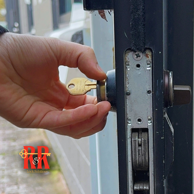 R&R LOCK SOLUTIONS - Updated May 2026 - 85 Photos & 31 Reviews ...
