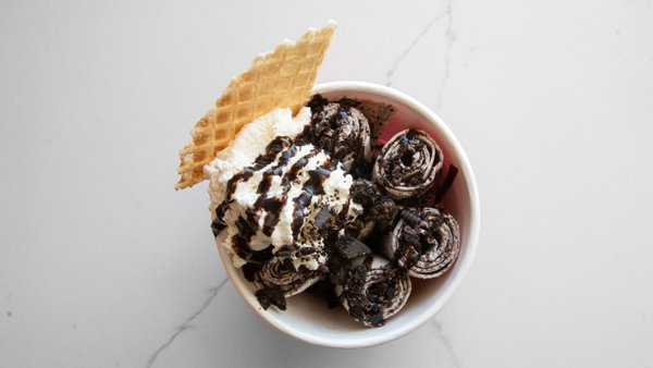 ON A ROLL - Updated December 2025 - 141 Photos & 84 Reviews - 417 South ...