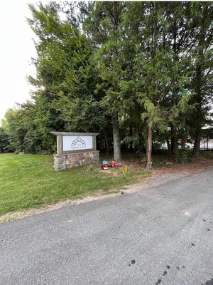 M&J TREE SERVICE - 14 Photos - 9000 Windsong Dr, Charlotte, North ...