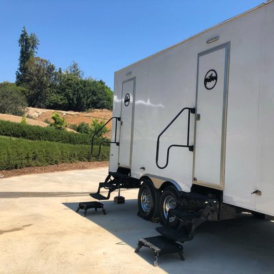 THE PRETTY POTTY - 28 Photos - 8889 W Olympic Blvd, Beverly Hills ...