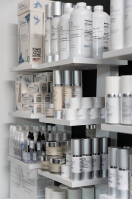 EXPRESS MED SPA - FRANKFORT - Updated December 2025 - 117 Photos & 17 ...