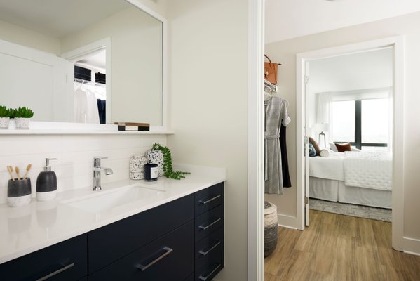 MERIDIAN 2250 AT EISENHOWER STATION - Updated December 2025 - 63 Photos ...