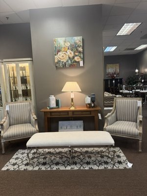 121 CONSIGNMENT FURNITURE - Updated October 2025 - 12 Photos - 601 ...