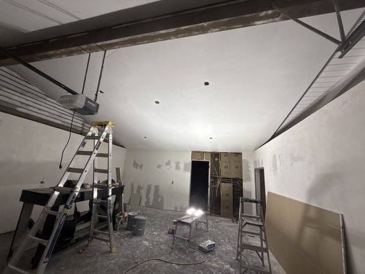 CASA CRAFT PAINTWORKS - Updated July 2025 - 11 Photos - 10642 Tibbs Cir ...