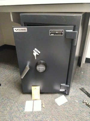 LOCK DOCTOR LOCKSMITH SERVICE - Updated November 2025 - 14 Photos ...